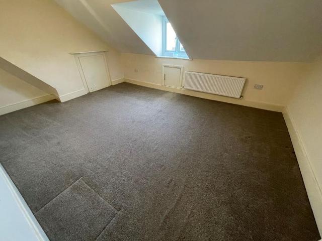 3 bedroom maisonette to rent