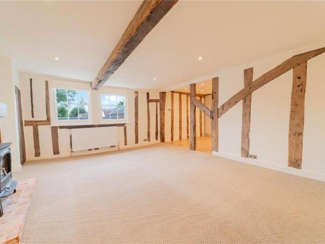 3 bedroom maisonette to rent