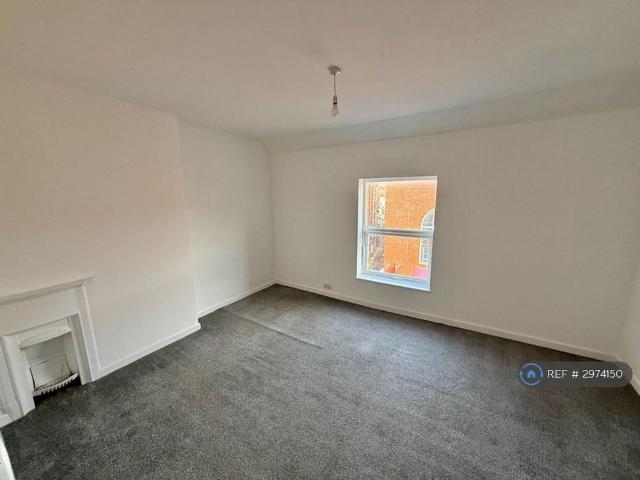 3 bedroom maisonette to rent