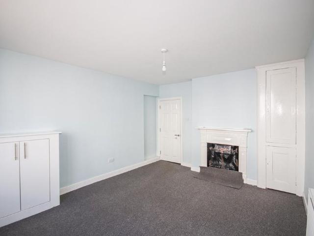 3 bedroom maisonette to rent