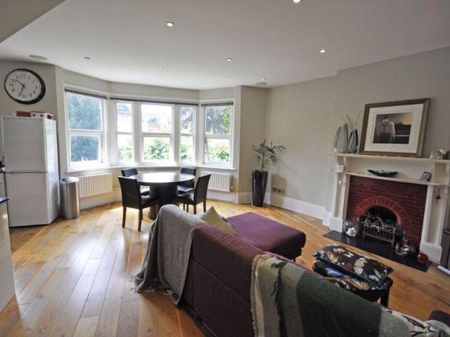 3 bedroom maisonette to rent