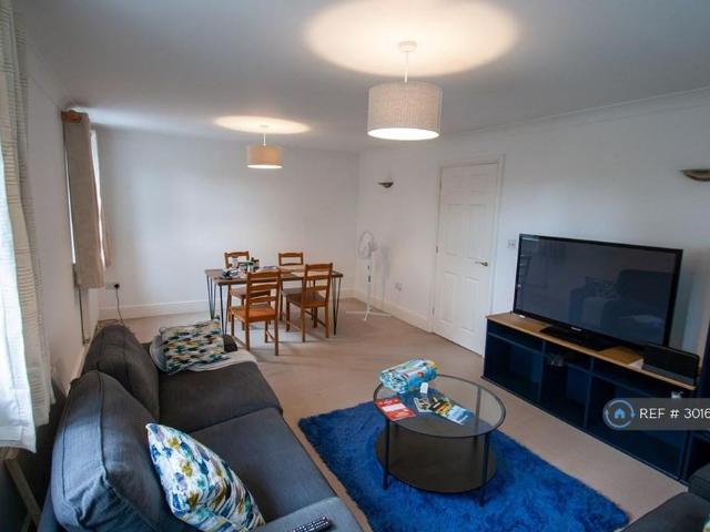 3 bedroom maisonette to rent