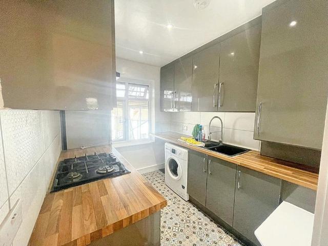 3 bedroom maisonette to rent