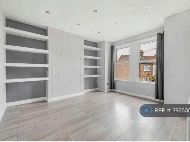 3 bedroom maisonette to rent