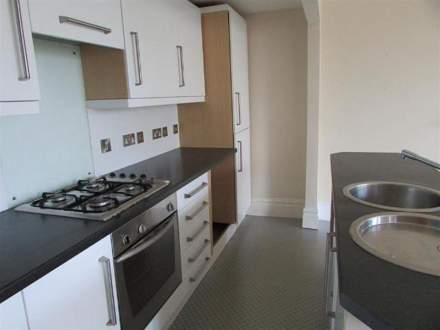 3 bedroom maisonette to rent