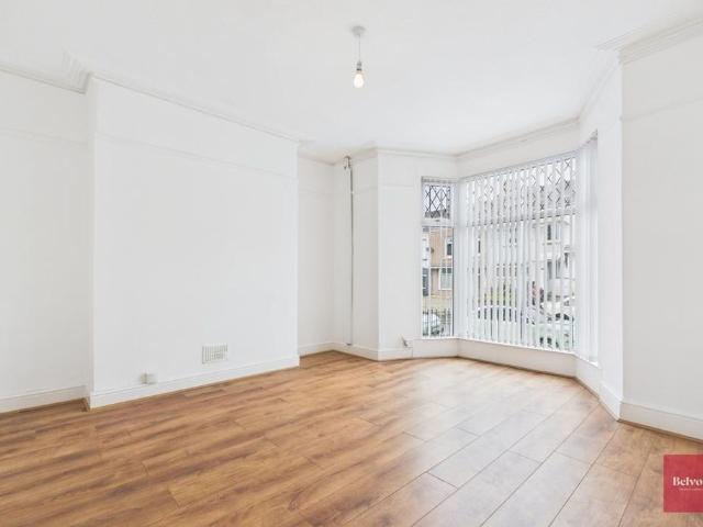 3 bedroom maisonette to rent