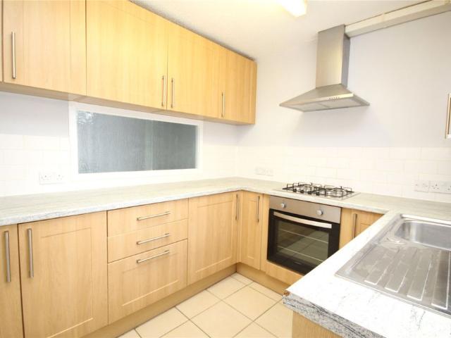 3 bedroom maisonette to rent