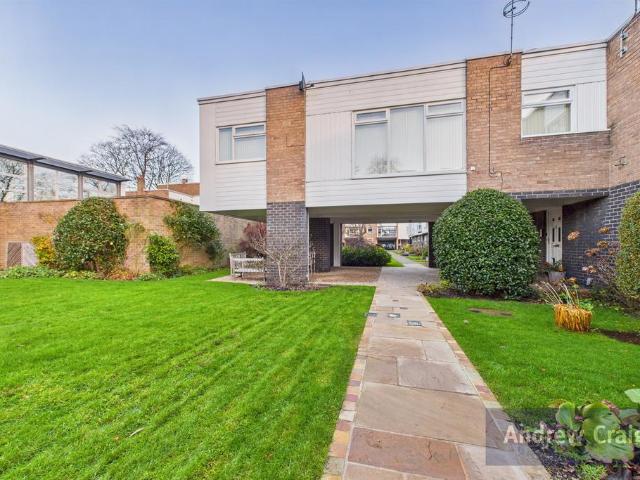 3 bedroom maisonette to rent