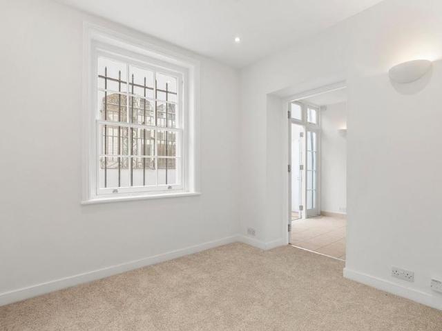 3 bedroom maisonette to rent