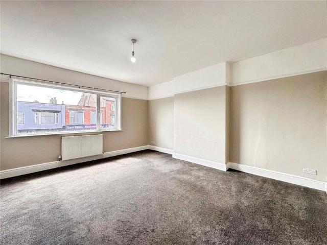 3 bedroom maisonette to rent