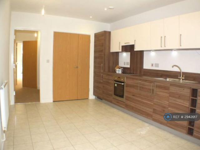 3 bedroom maisonette to rent