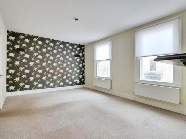 3 bedroom maisonette to rent