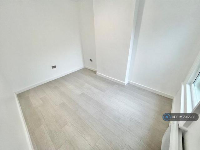 3 bedroom maisonette to rent
