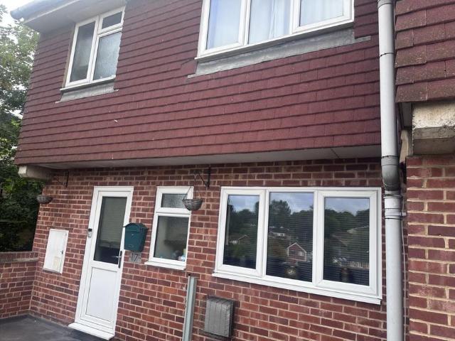 3 bedroom maisonette for sale