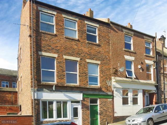 3 bedroom maisonette for sale