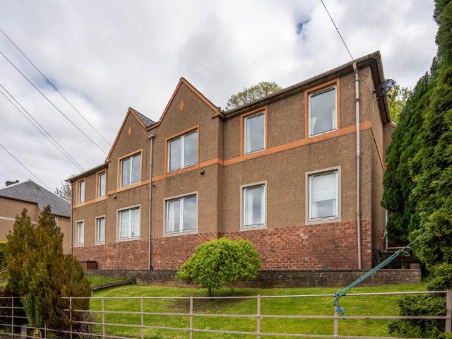 3 bedroom maisonette for sale