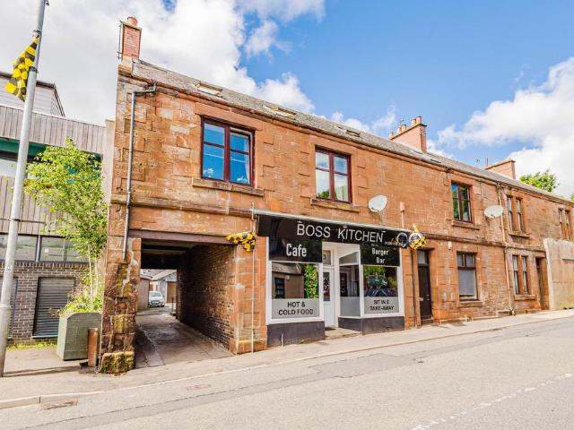 3 bedroom maisonette for sale