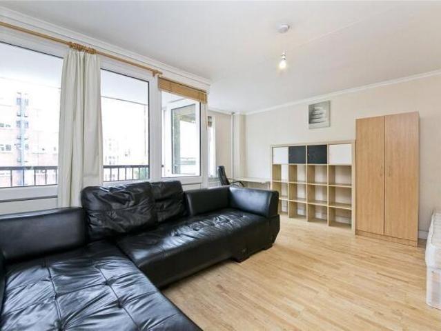 3 bedroom maisonette for sale