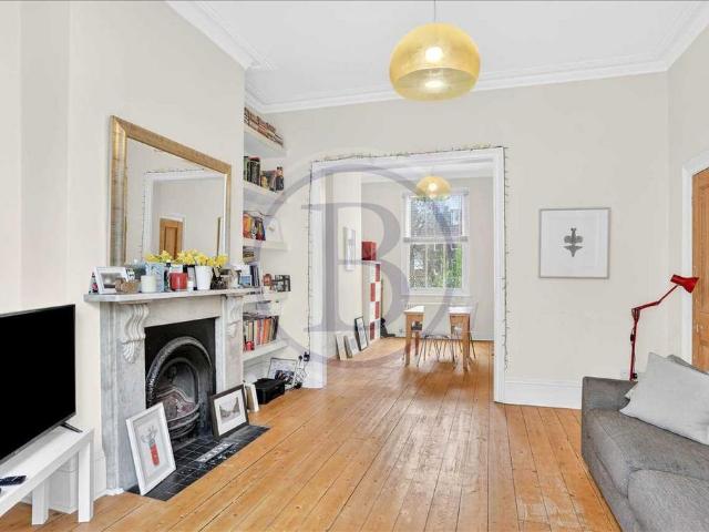 3 bedroom maisonette for sale