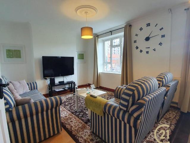 3 bedroom maisonette for sale