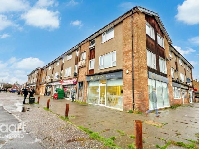 3 bedroom maisonette for sale