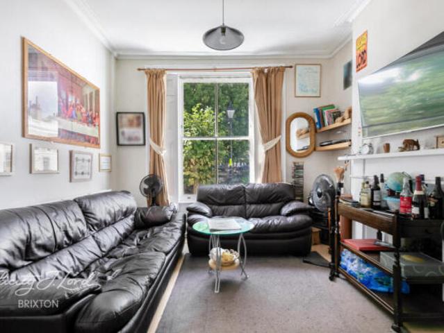 3 bedroom maisonette for sale in Trinity Gardens, London, SW9