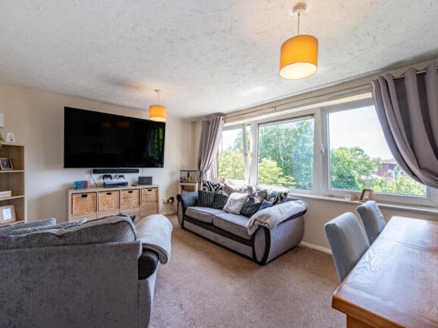 3 bedroom maisonette for sale in Warwick Crescent, Southsea, PO5