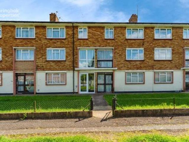 3 Bedroom Maisonette For Sale In West Drayton