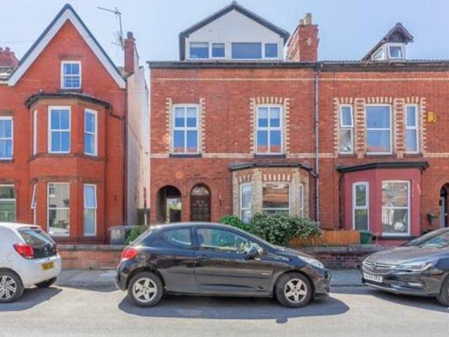 3 Bedroom Maisonette For Sale In West Kirby