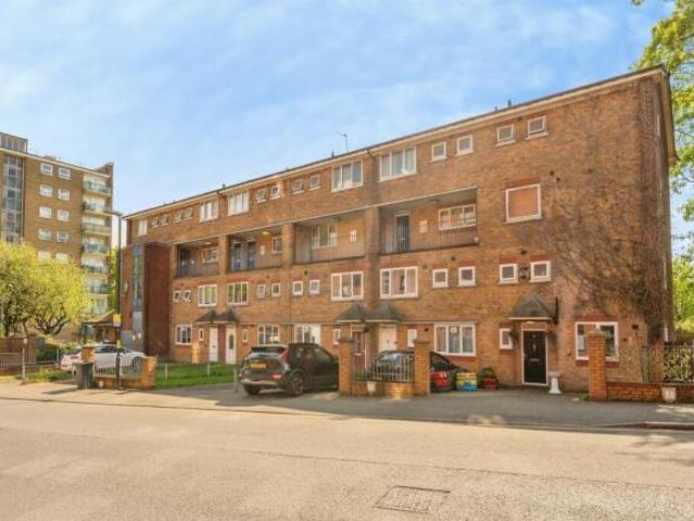 3 bedroom maisonette for sale in Wrentham Street, Birmingham, B5