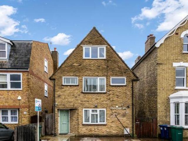 3 Bedroom Maisonette For Sale In Barnet