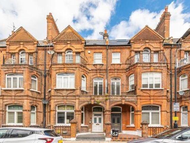 3 Bedroom Maisonette For Sale In Barons Court, London