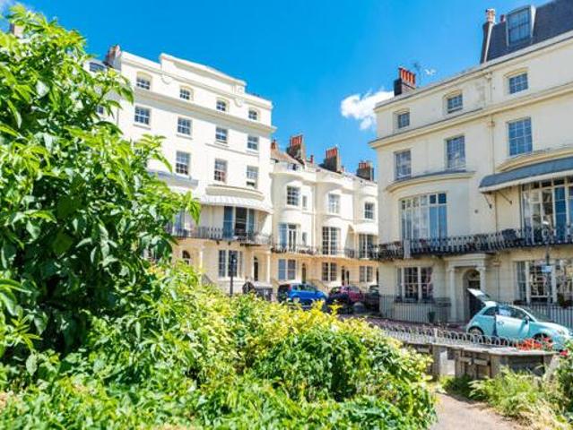 3 Bedroom Maisonette For Sale In Brighton