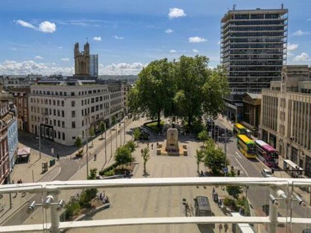 3 Bedroom Maisonette For Sale In Bristol