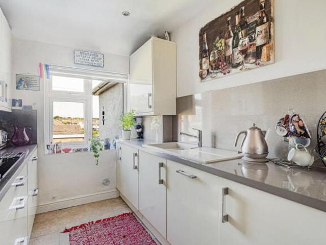 3 bedroom maisonette for sale in Brymore Avenue, Prestbury, Cheltenham, GL52 3EE, GL52