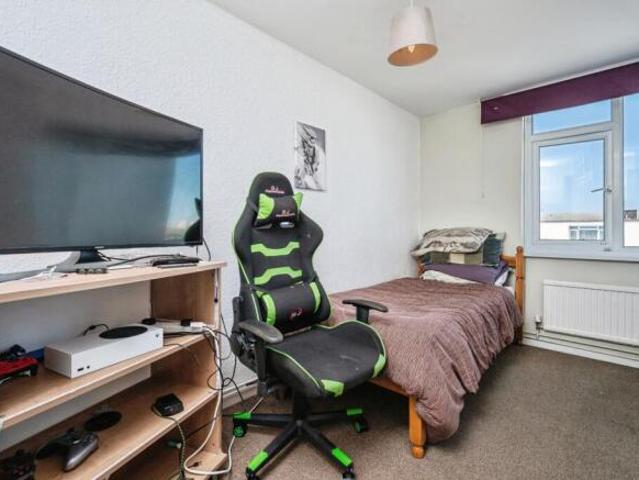 3 bedroom maisonette for sale in Dieppe Close, Plymouth, Devon, PL1
