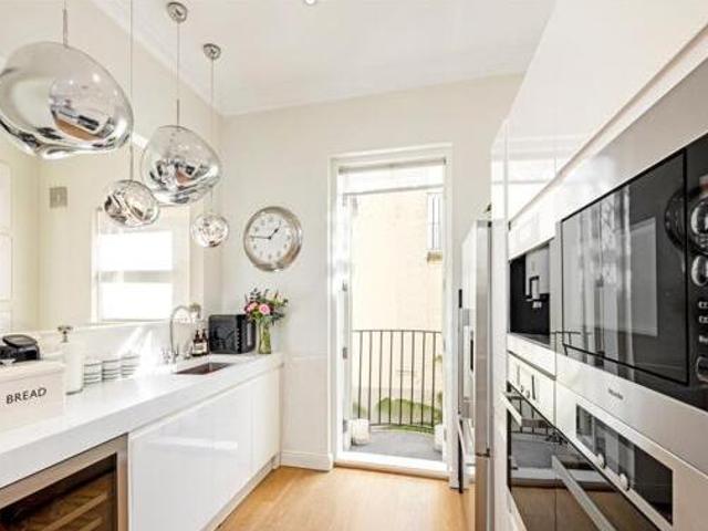 3 Bedroom Maisonette For Sale In Hyde Park, London