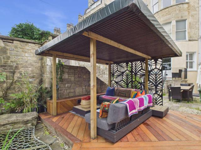 3 bedroom maisonette for sale in Kensington Place, Walcot, Bath, BA1