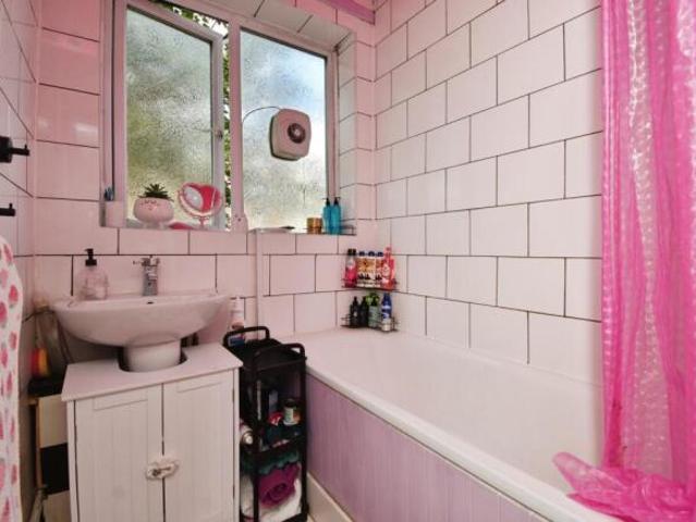 3 bedroom maisonette for sale in Kingsman Street, LONDON, SE18