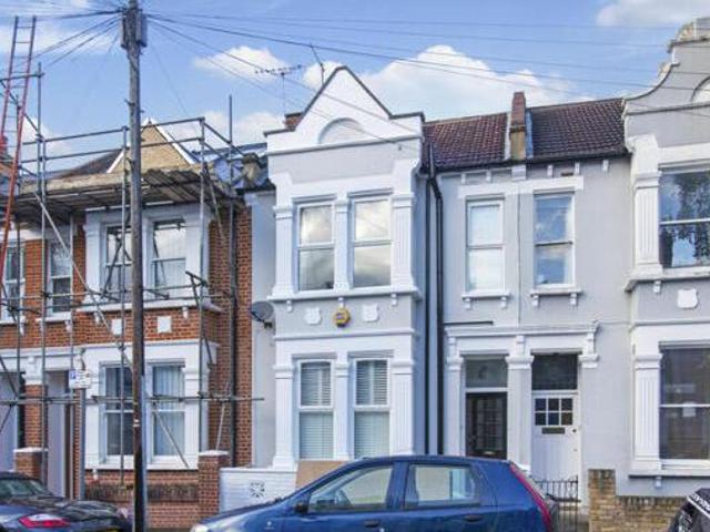 3 Bedroom Maisonette For Sale In London