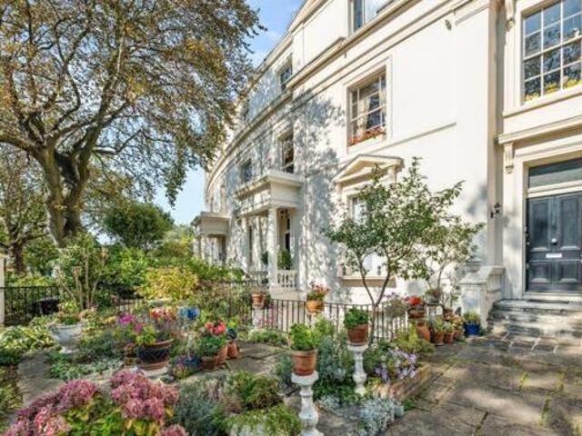 3 Bedroom Maisonette For Sale In London