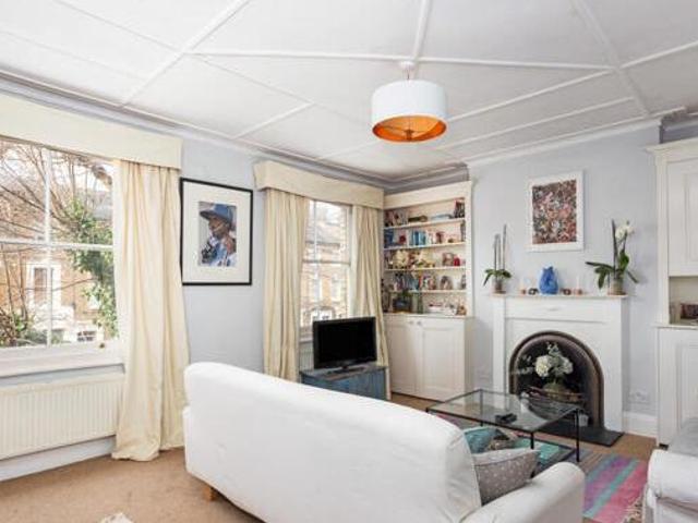 3 Bedroom Maisonette For Sale In London