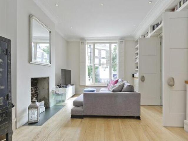 3 Bedroom Maisonette For Sale In London