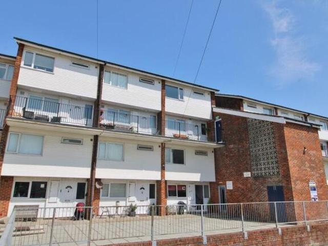 3 bedroom maisonette for sale in Lumsden Road, Southsea, PO4