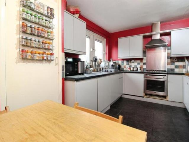 3 bedroom maisonette for sale in Marlborough Grange, Leeds, LS1