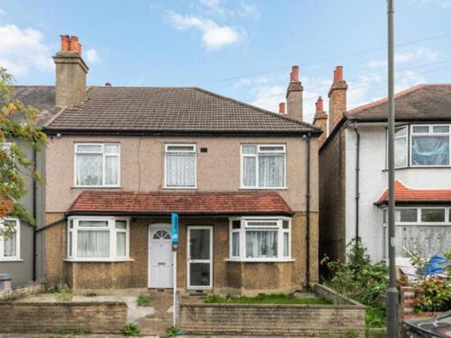3 Bedroom Maisonette For Sale In Mitcham
