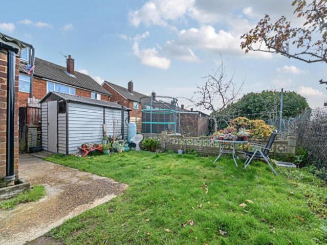 3 bedroom maisonette for sale in Nursery Avenue, Bexleyheath, Kent, DA7