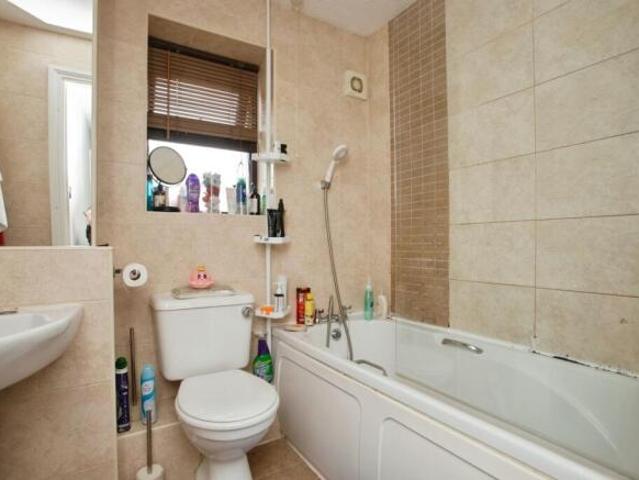 3 bedroom maisonette for sale in Raglan Road, Plymouth, Devon, PL1