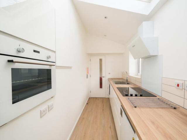 3 bedroom maisonette for rent in 48a Barber Road, Sheffield, S10