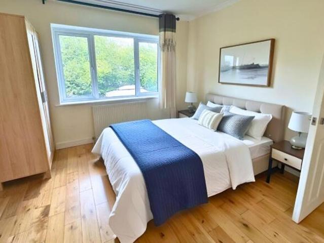 3 bedroom maisonette for rent in Warkworth Gardens, Isleworth Brentford, TW7